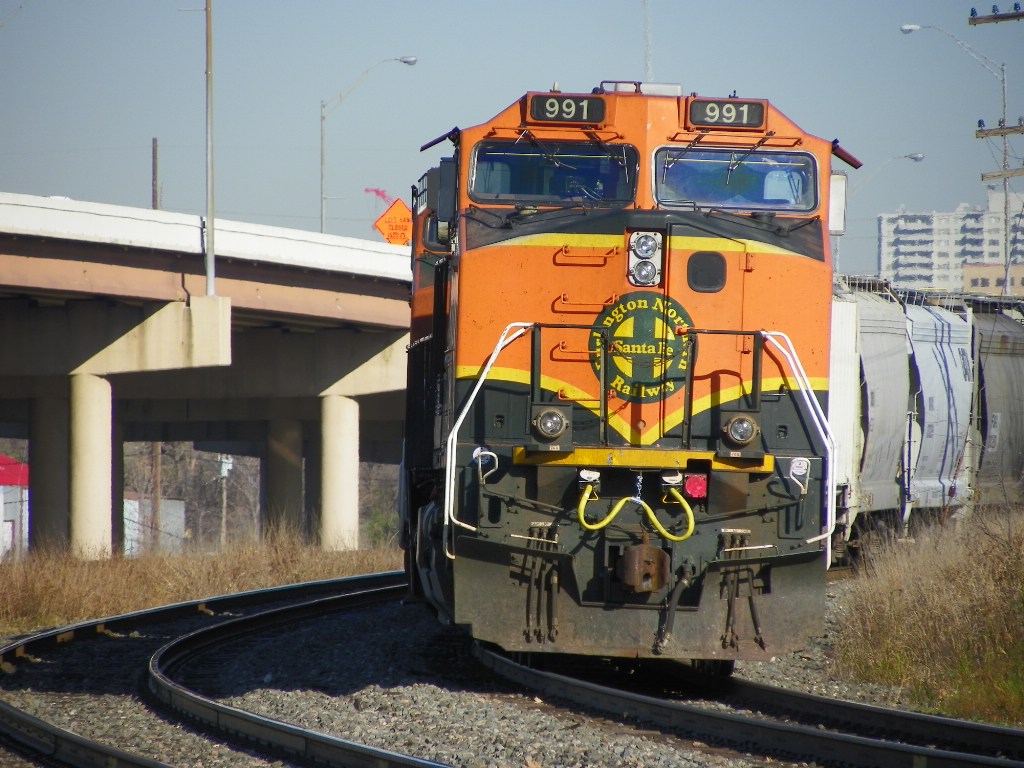 BNSF C44-9W 991